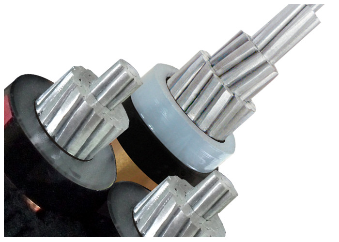 Tiga inti XLPE Insulated 12KV / 20kV Kabel Daya Terdampar Aluminium ...